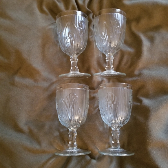 Dining | Elegant Clear Glass Goblet Set | Poshmark